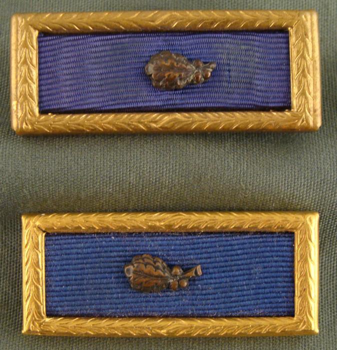 2 WWII US PURPLE HEART RIBBON BARS W/CLUSTERS-CRIMP,PIN