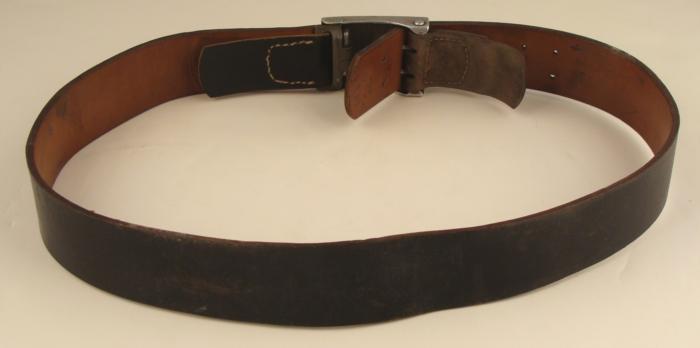ORIGINAL EARLY 1938 NAZI WEHRMACHT BELT AND BUCKLE
