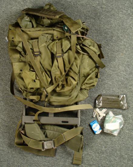 US GI METAL FRAME BACK PACK WITH STRAPS+ ACCESSORIES