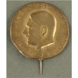 ORIGINAL 1933 VOTE HITLER MEDAL / PIN WITH SWASTIKA