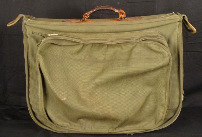 WWII U.S. AAF ARMY AIR FORCE PILOTS TRAVEL SUITCASE