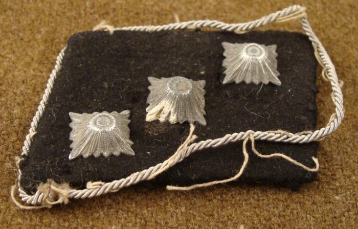 WWII Nazi SS Officers 3 Pips Shoulder Rank Patch