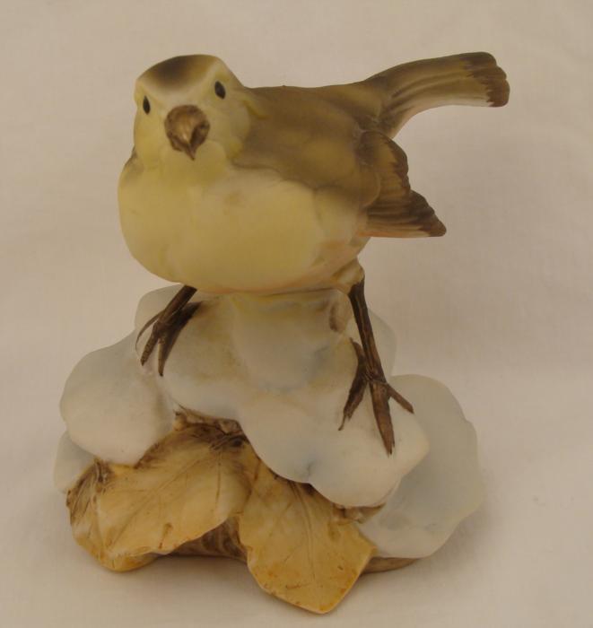 Lefton Finch AG-1740 Hand Painted Vintage Bird Figurine