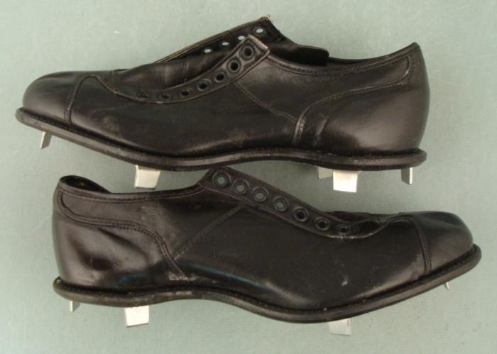 1950s 1960s Riddell Baseball Shoes 11 inches in Box