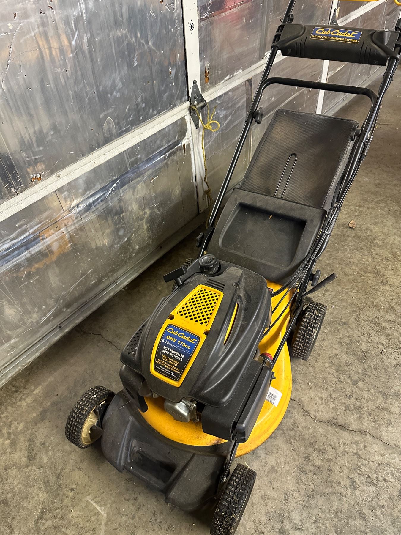 Cub Cadet Self Propelled Lawn Mower - Sunrise Estate Services Ltd