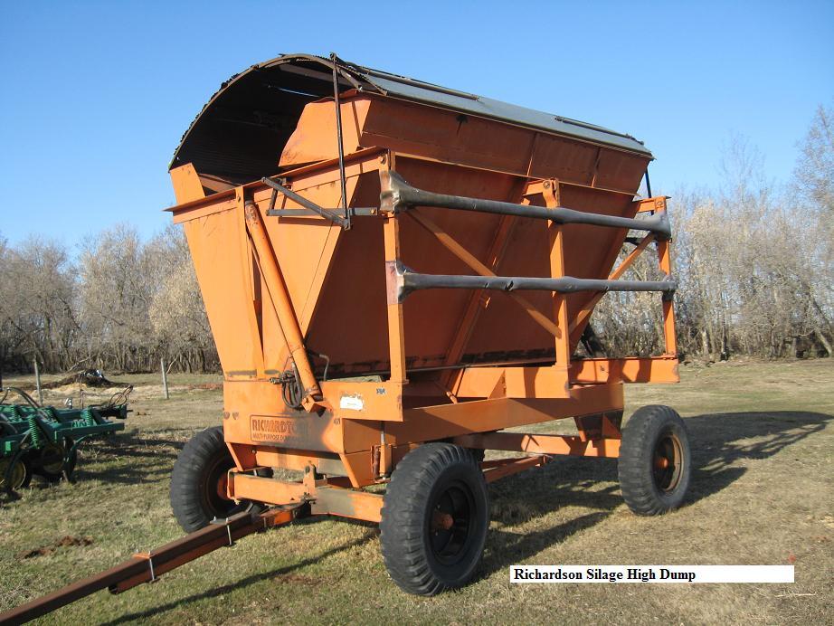 Richardton High Dump Wagon