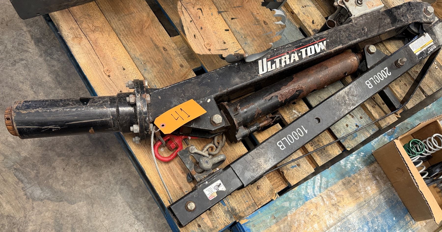 Ultra-Tow Hydraulic Pickup Truck Crane