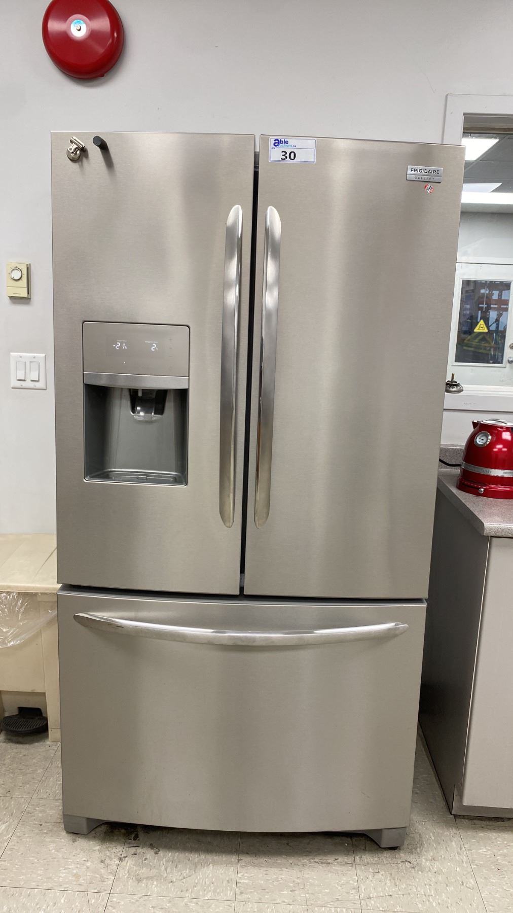 FRIGIDAIRE GALLERY STAINLESS STEEL FRONT 3 DOOR REFRIGERATOR WITH ICE ...