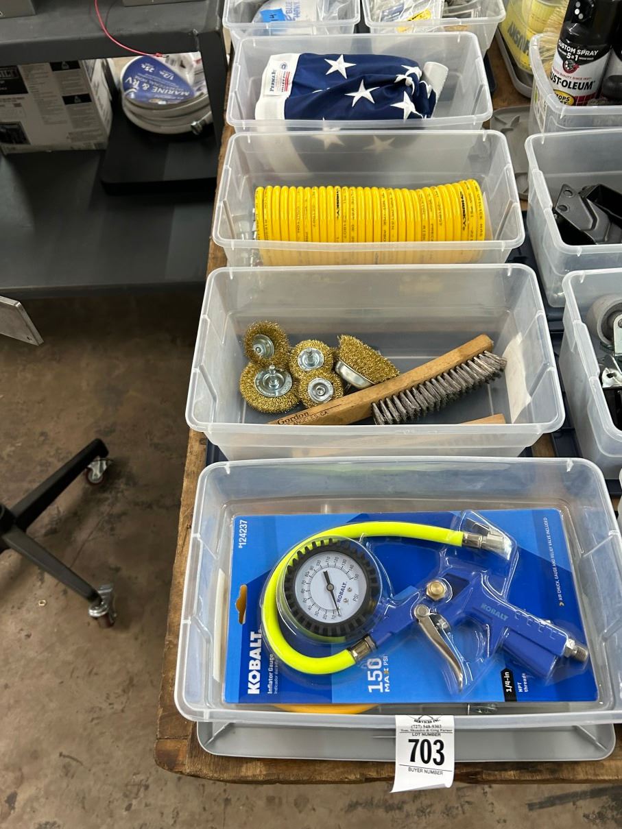 Airline Fittings, Wire Brushes, US Flag - 4 Bins