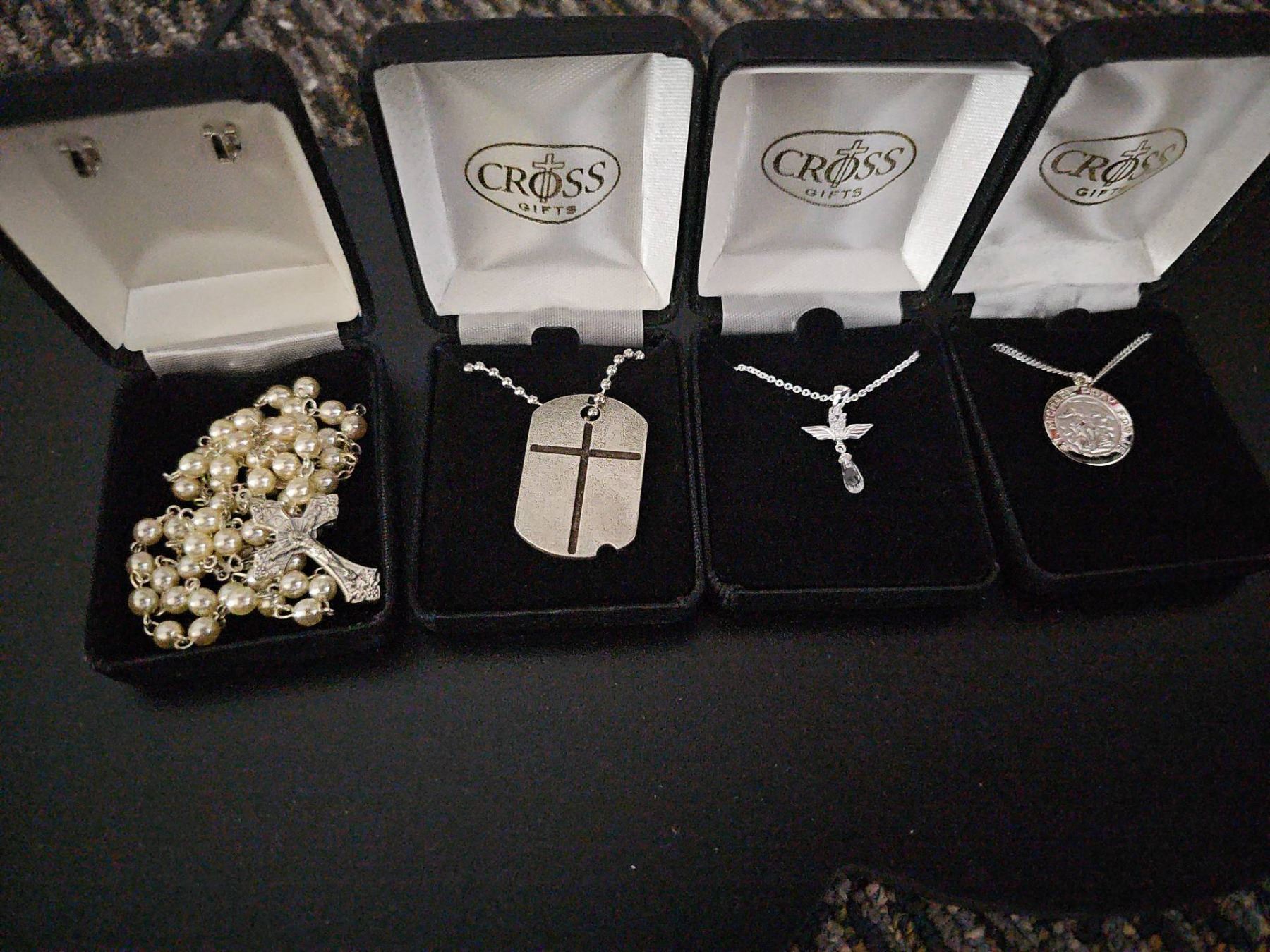 Cross Gifts Religious Jewelry Set - Beck Auctions Inc.