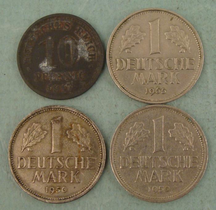 4 Diff German Coins 1 Deutsche Mark 10 Pfenning 1917-