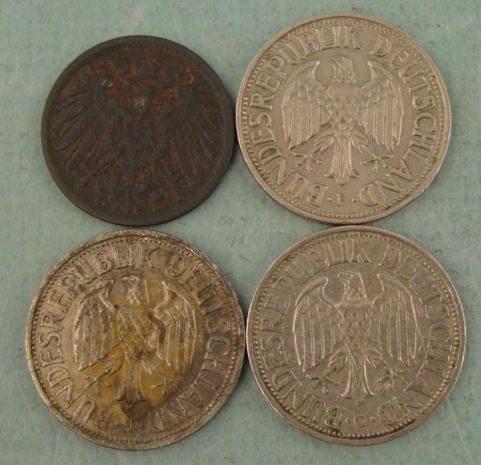 4 Diff German Coins 1 Deutsche Mark 10 Pfenning 1917-