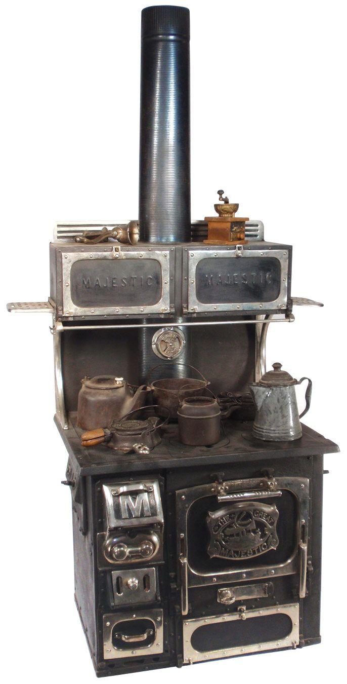 Salesman's Sample or child's stove & cookware (11 pcs.), Majestic cook ...