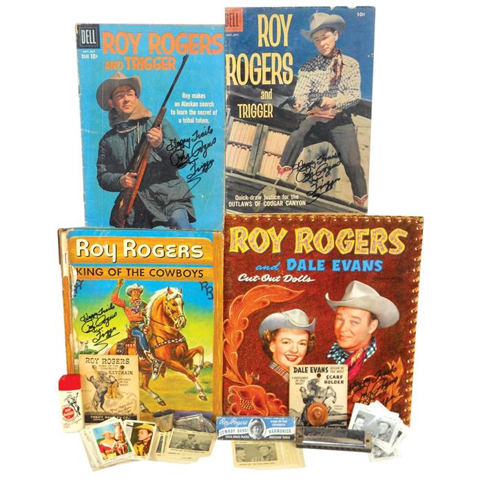 Roy Rogers items, includes scarf holders, key chain, flashlight ...