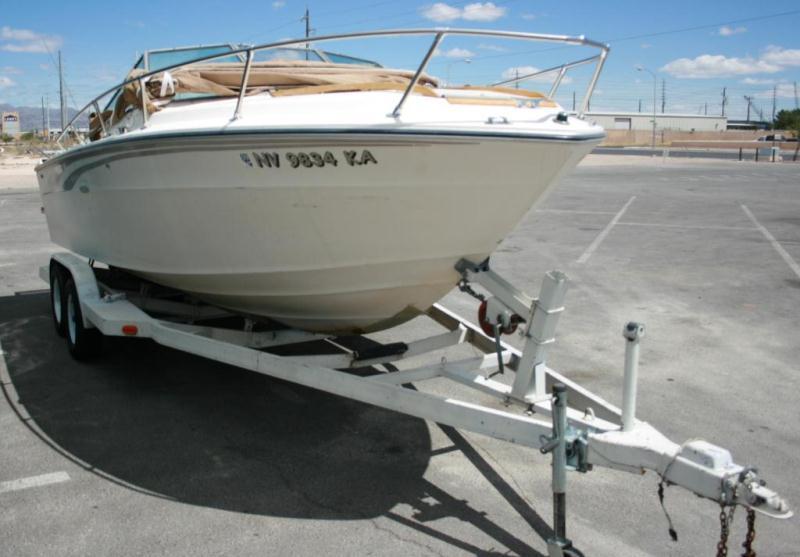 1975 Sea Ray 21'7" Boat w/ Trailer