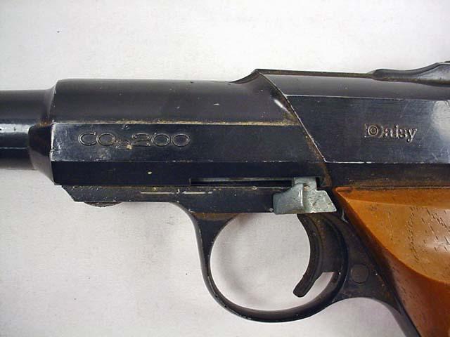 DAISY CO2 200 AIR GUN