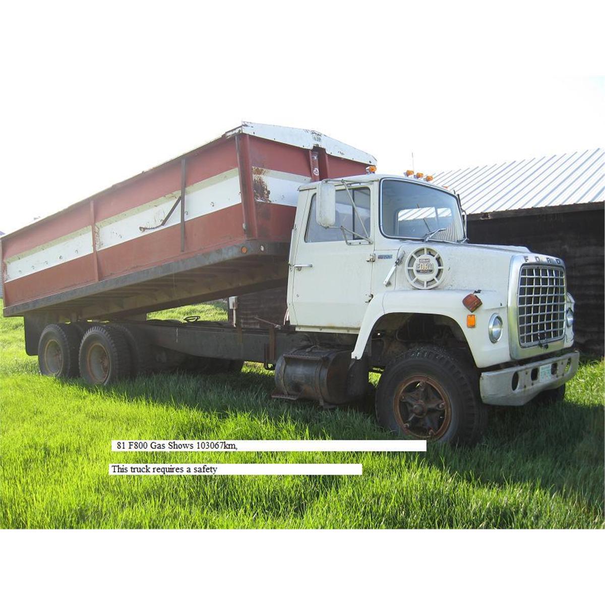 1981 Ford F800 Tandem Grain