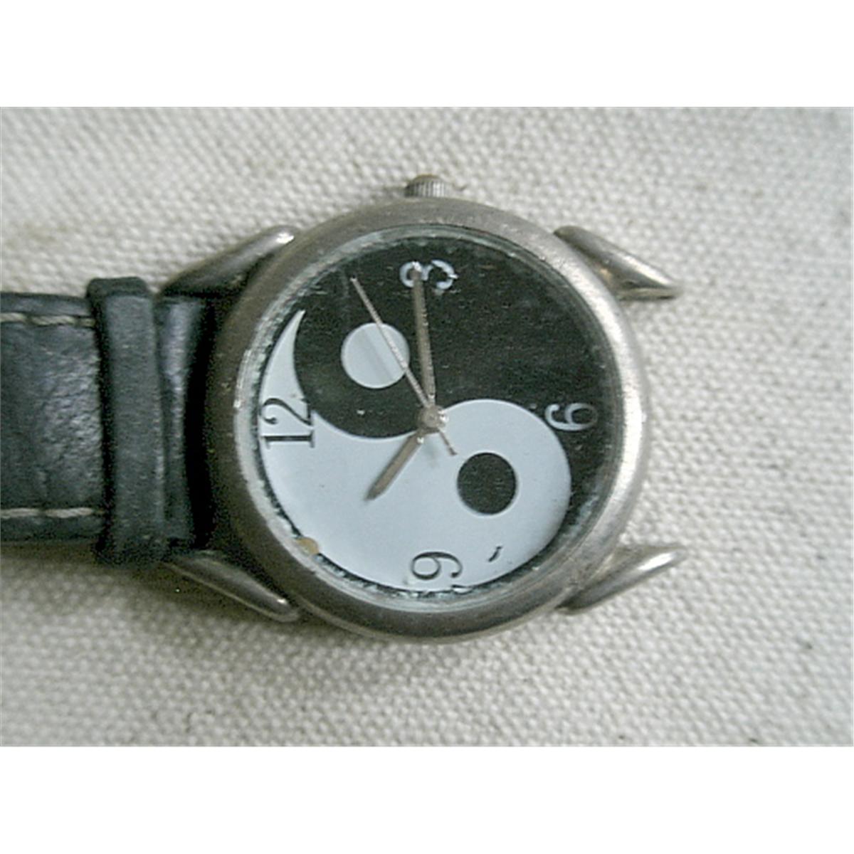Yin Yang Watch - Collectible Vintage Watch!