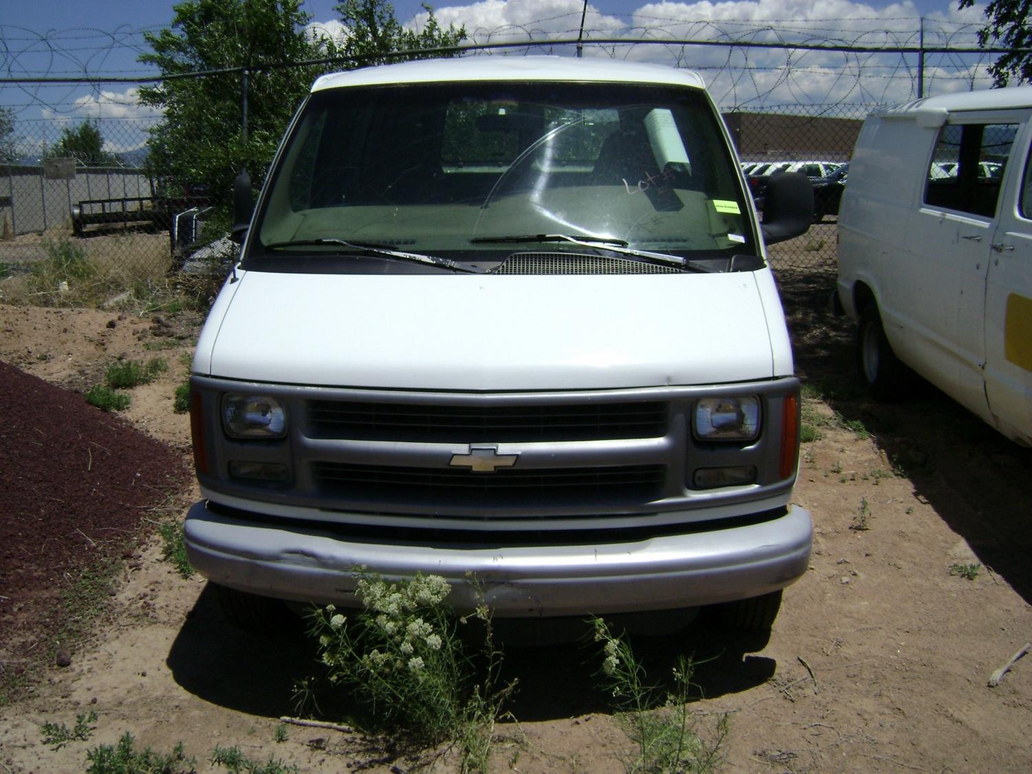 5 "1997 CHEVROLET G2500 CARGO VAN