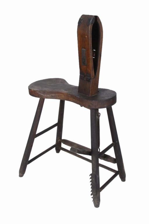 Wooden Saddle Makers Bench for stretching leather.for stretching leather.
