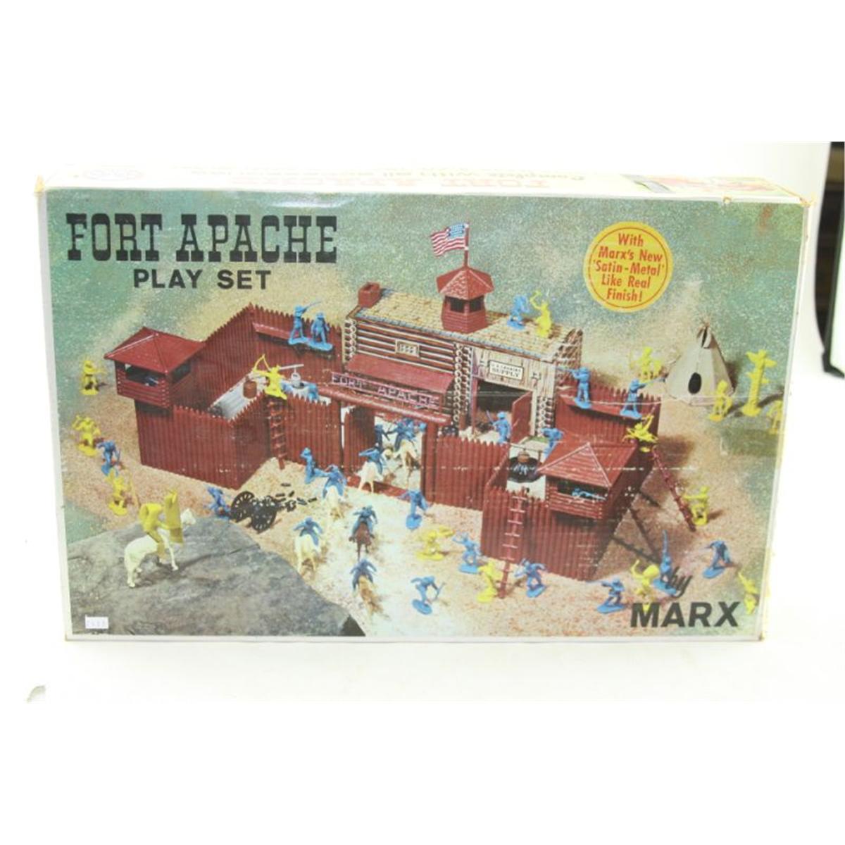 2 Toy Sets Fort "apache" and Fort "comanche"