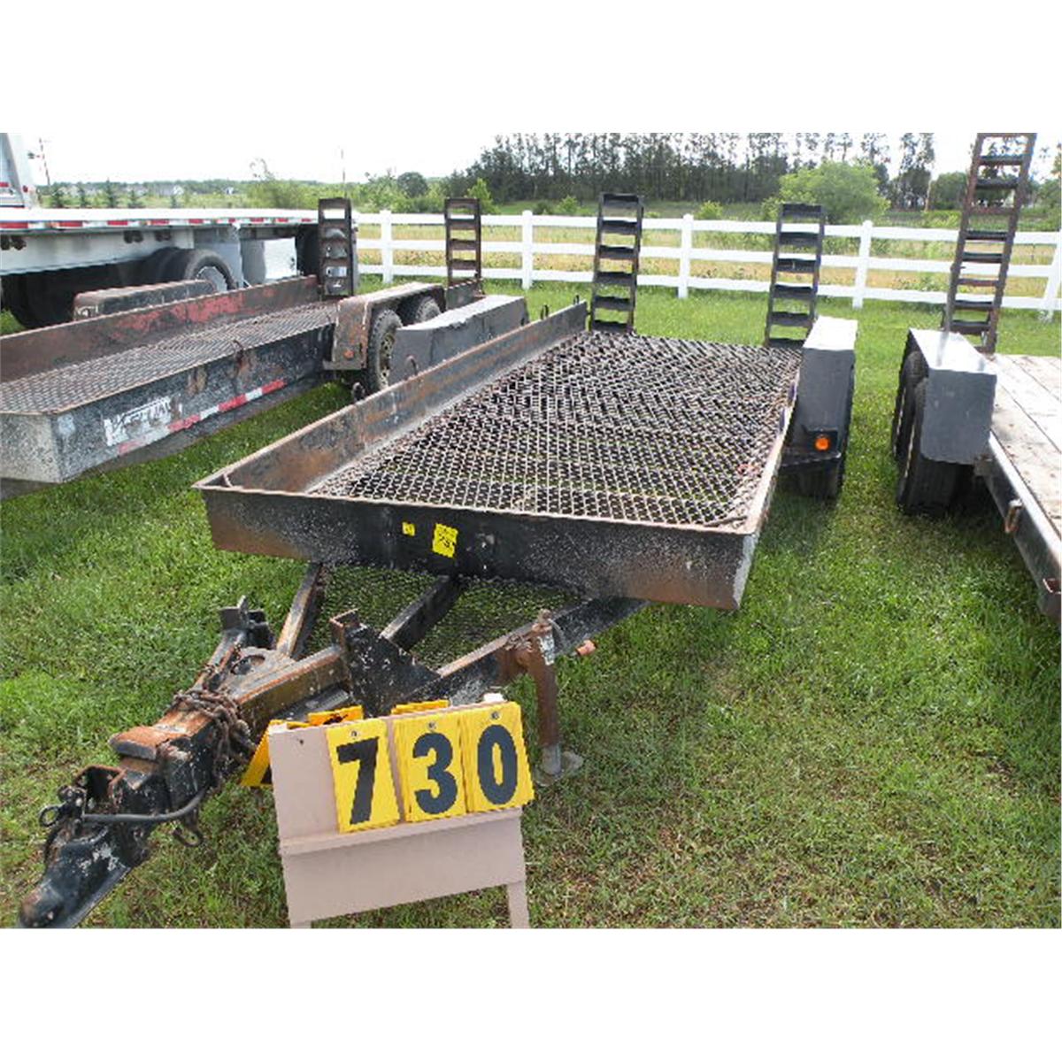 Skid loader trailer