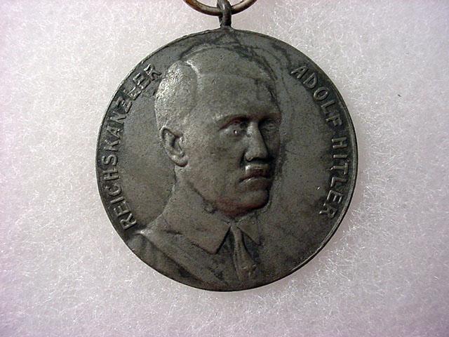 1933 WW2 GERMAN NAZI ADOLF HITLER DECORATION W/ RI