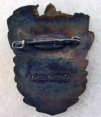 WW2 GERMAN NAZI SS WEWELSBURG ENAMELED BADGE - Mak