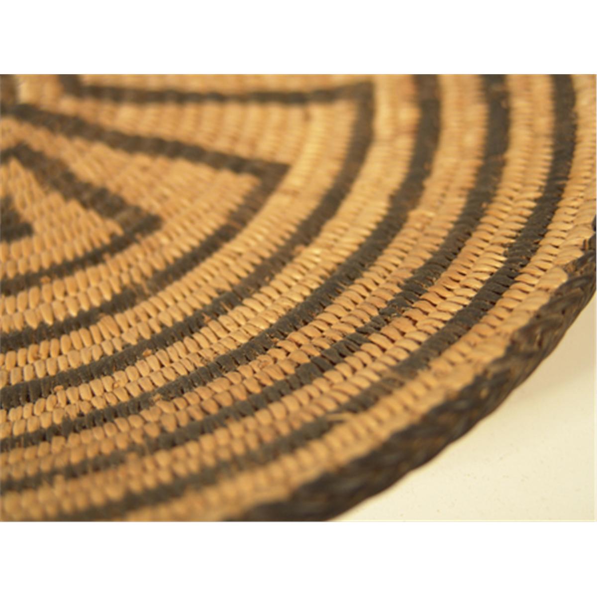 Pima Man-in-maze Basket