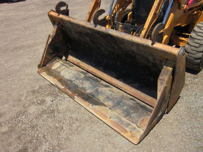 2002 Case 570 MXT 4x4 Skip Loader