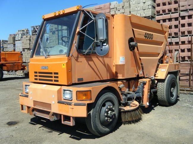 1999 Johnston 4000 Street Sweeper