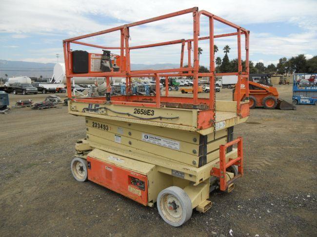 2000 JLG 2658-E3 Scissor Lift