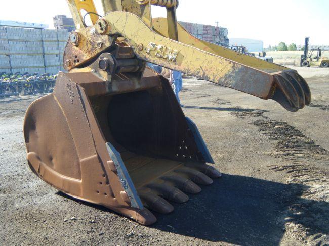 2003 John Deere 450C LC Excavator