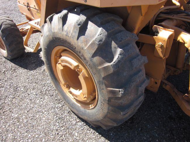 1990 Case 480F LL 4x4 Skip Loader