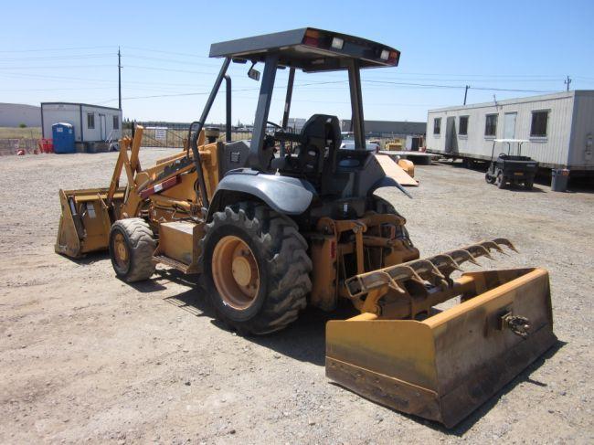 2002 Case 570 MXT 4x4 Skip Loader
