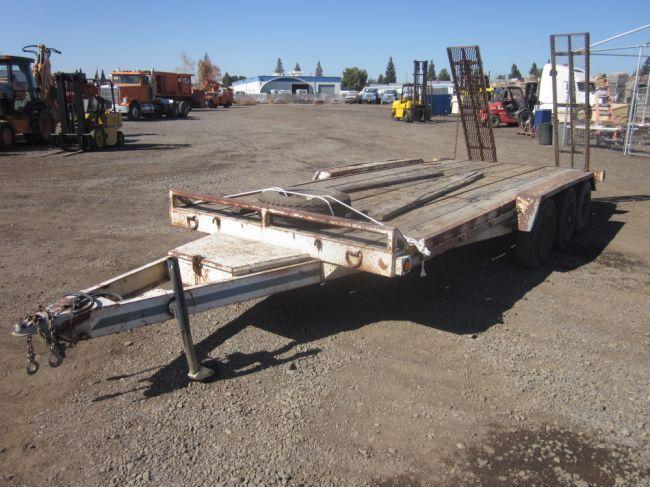 SPCNS 20' Triple Axle Trailer