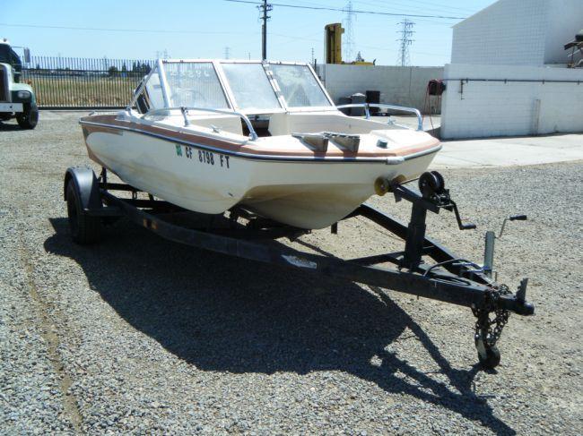 1976 Glastron T-156 Aqualift Motor Boat