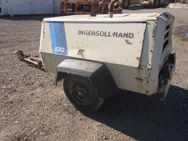 Ingersoll-Rand P100 Towable Air Compressor