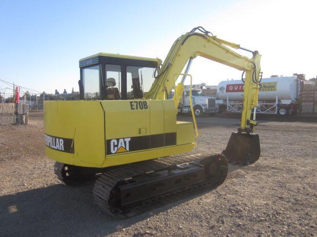 1991 Caterpillar E70B Excavator