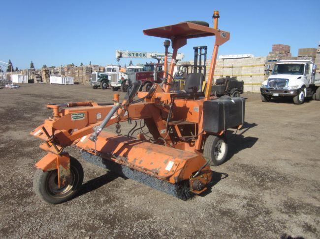 1996 Lay-Mor 8B Ride On Sweeper