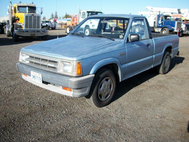 1987 Mazda B2000 Mini Pickup