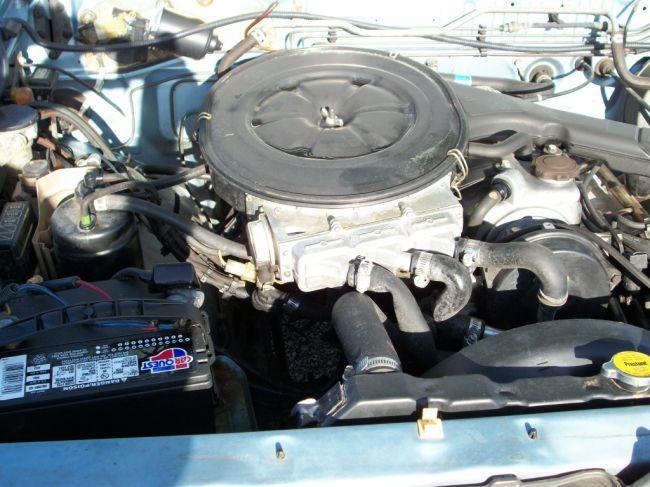 1987 Mazda B2000 Mini Pickup