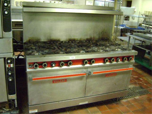 VULCAN 10 BURNER GAS STOVE W/ 2-DOOR OVEN