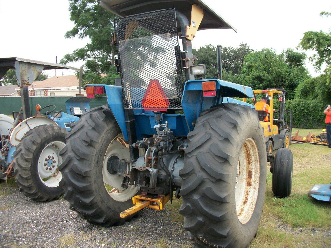 1997 Ford New Holland 7740 Tractor