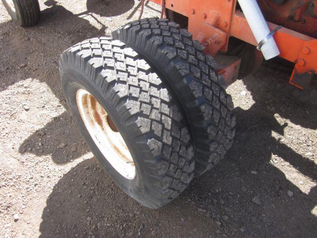 Jacobsen F10 Tractor