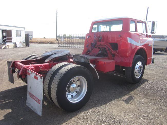 1987 Ford C8000 S/A Truck Tractor