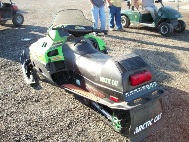 Arctic Cat 370 Light Weight Twin Snowmobile