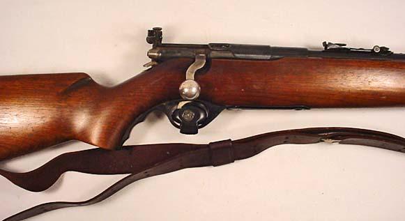 MOSSBERG .22 BOLT ACTION RIFLE W/ SIGHT - Marked o