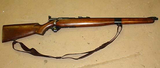 MOSSBERG .22 BOLT ACTION RIFLE W/ SIGHT - Marked o