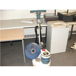 FLOOR POLISHER